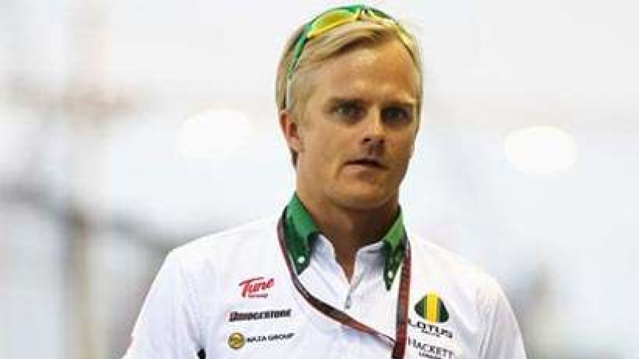 Heikki Kovalainen shows courage under fire in Singapore