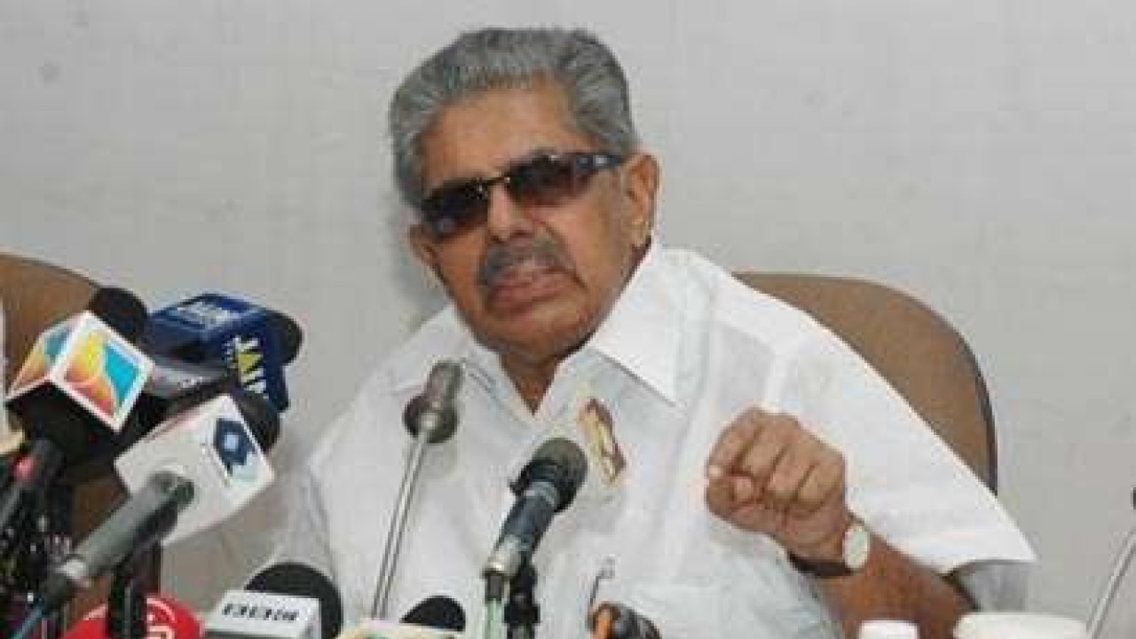 Vayalar Ravi rejects criticism that AICC deliberately skirted scams