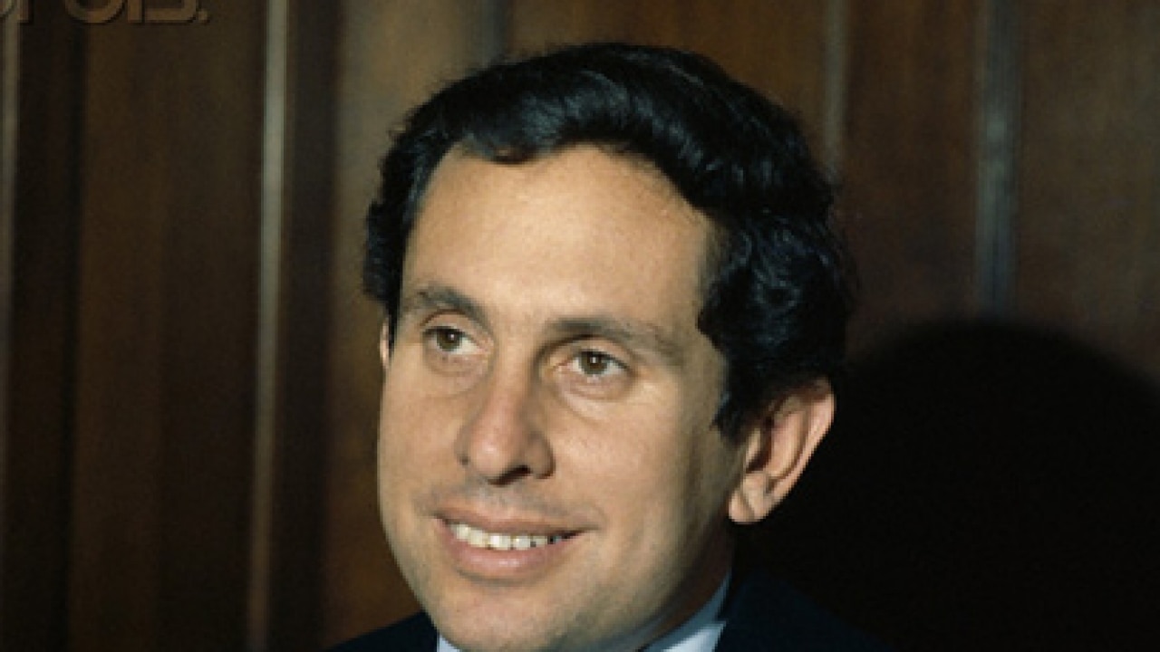 Former US congressman and India's friend Stephen Solarz dies at 70