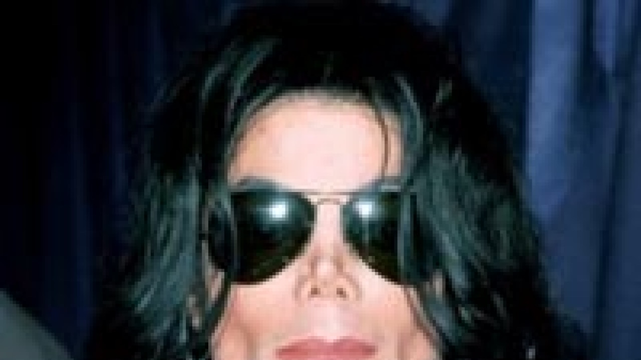 Michael Jackson fans angry over televised 'Michael Jackson autopsy'