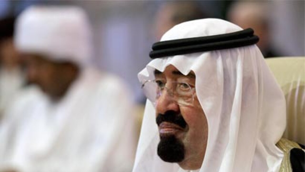 Saudi king leaves hospital; TV shows him walking