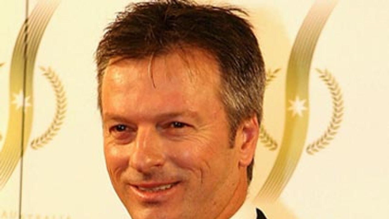 Steve Waugh immortalised in bronze at Sydney Cricket Ground