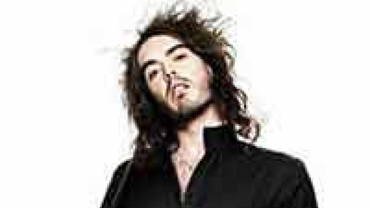 Russell Brand gets Fun Fearless Male of the Year award
