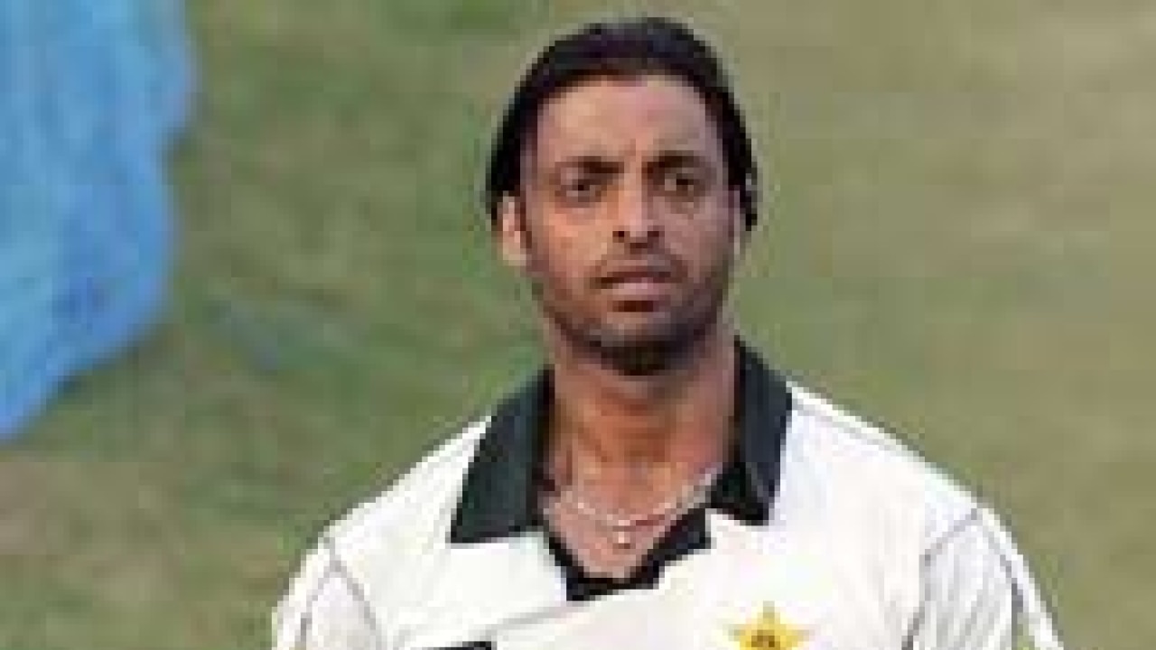 Factbox - Career highs and lows of Shoaib Akhtar