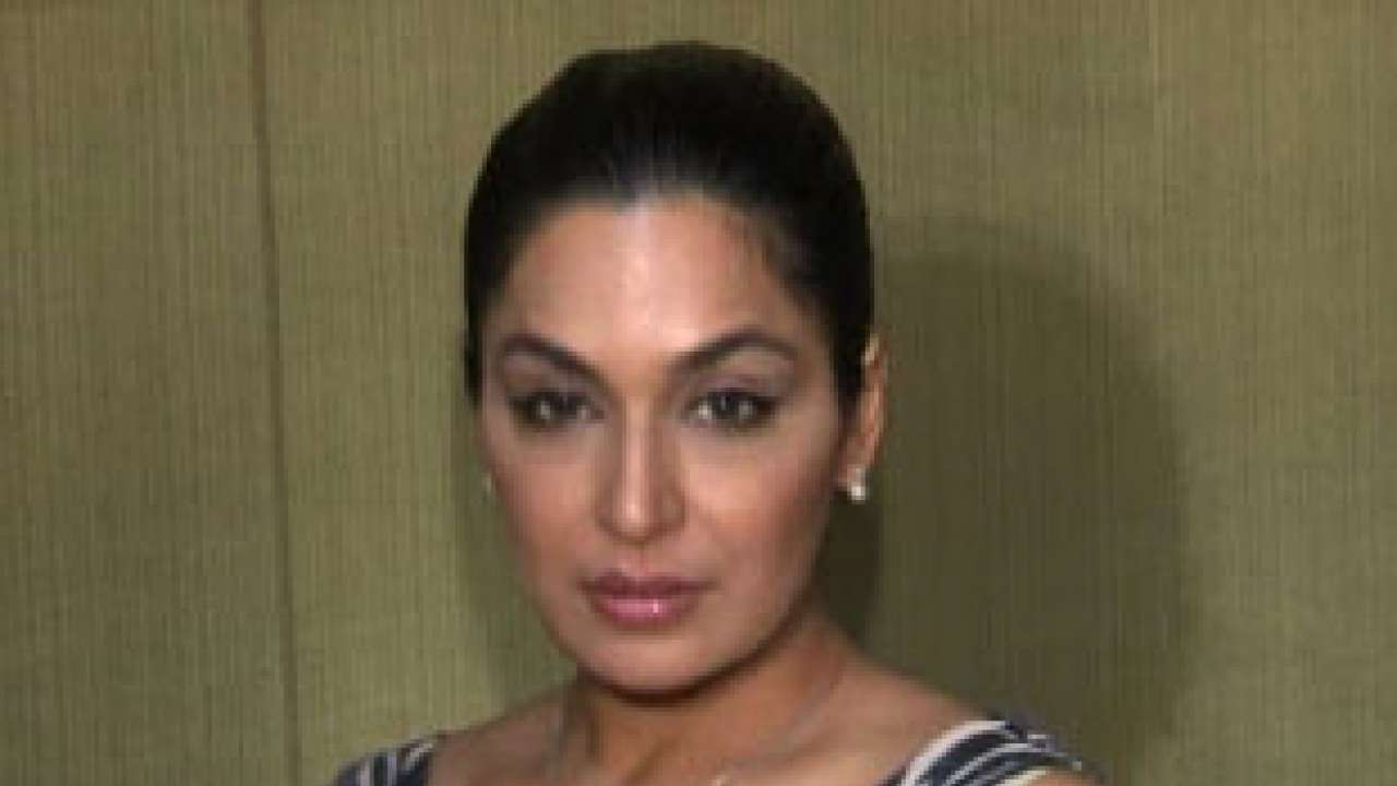 Self-obsessed Meera Singh