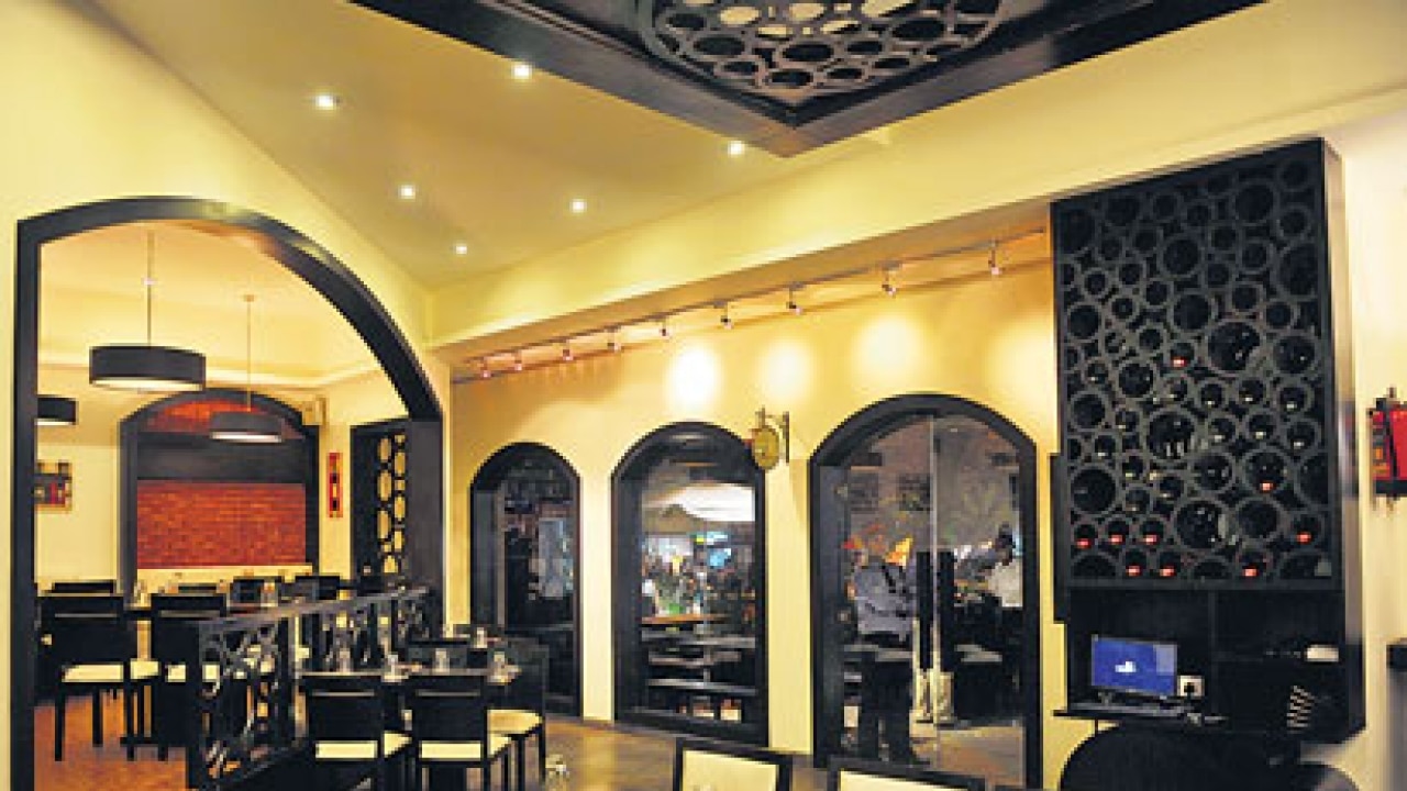 Celebrity food review: Fat Cat Café in Mumbai