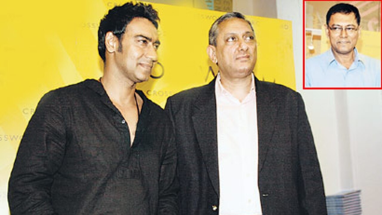 Ajay Devgn grieving the loss of friend J Dey