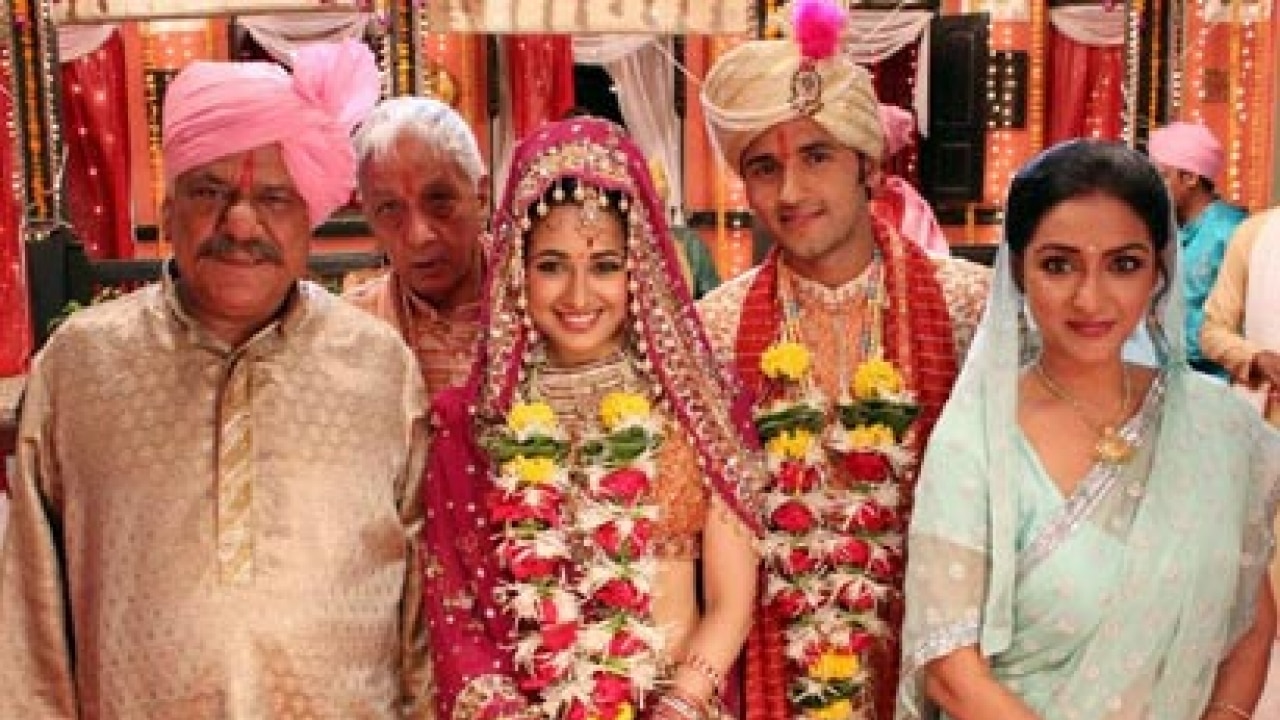 Review: 'Khap' is weird, cheesy, and ineffective