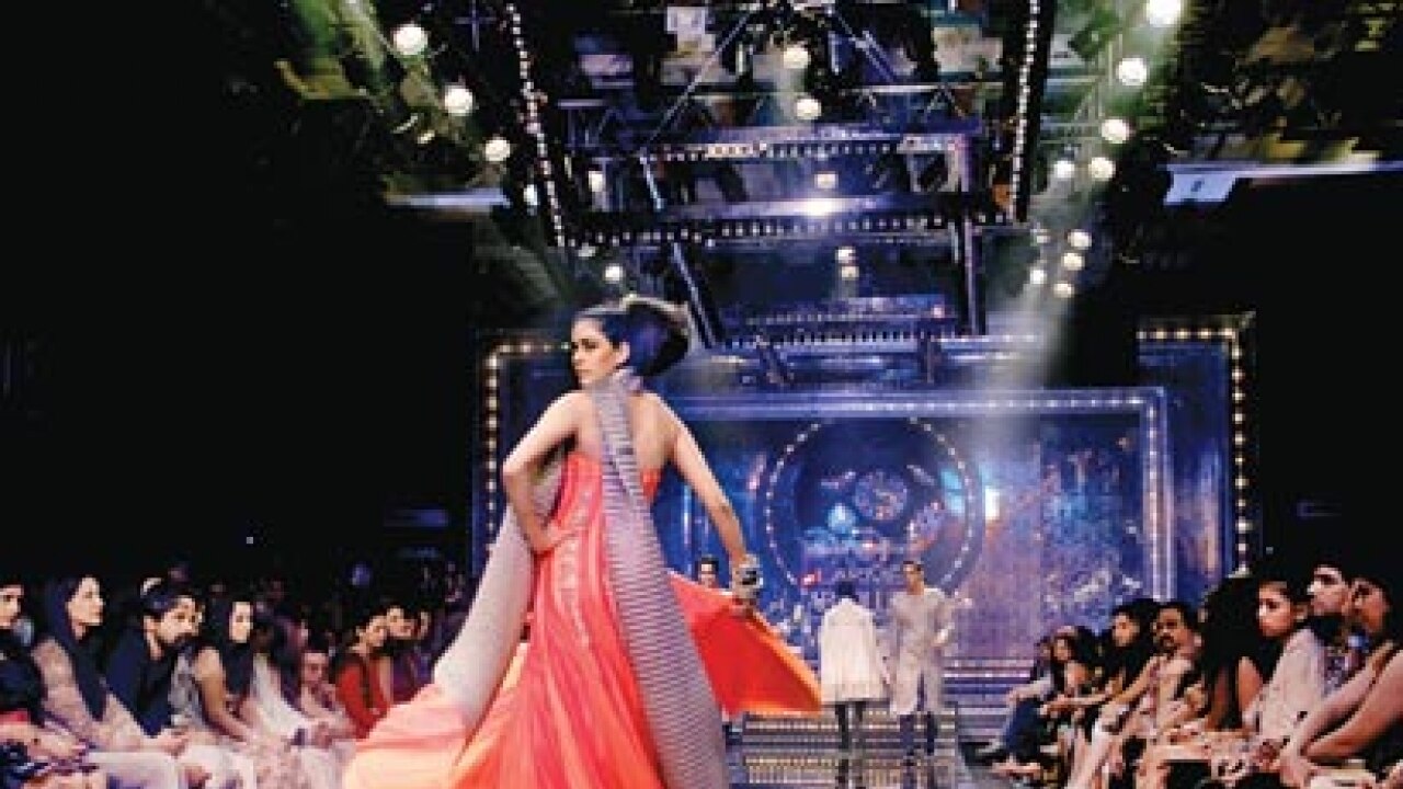 Lakme Fashion Week: Moolah rouge!