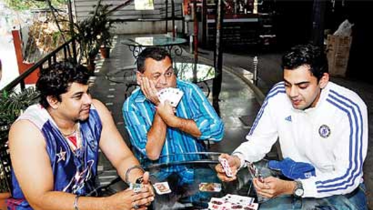 With Diwali around the corner, it’s time for some 'taash' parties!