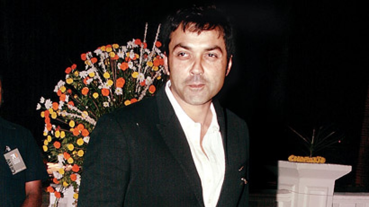 Bobby Deol turns a real player!