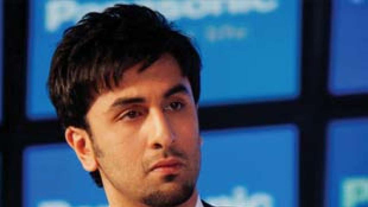 Ranbir Kapoor finds flirting tough