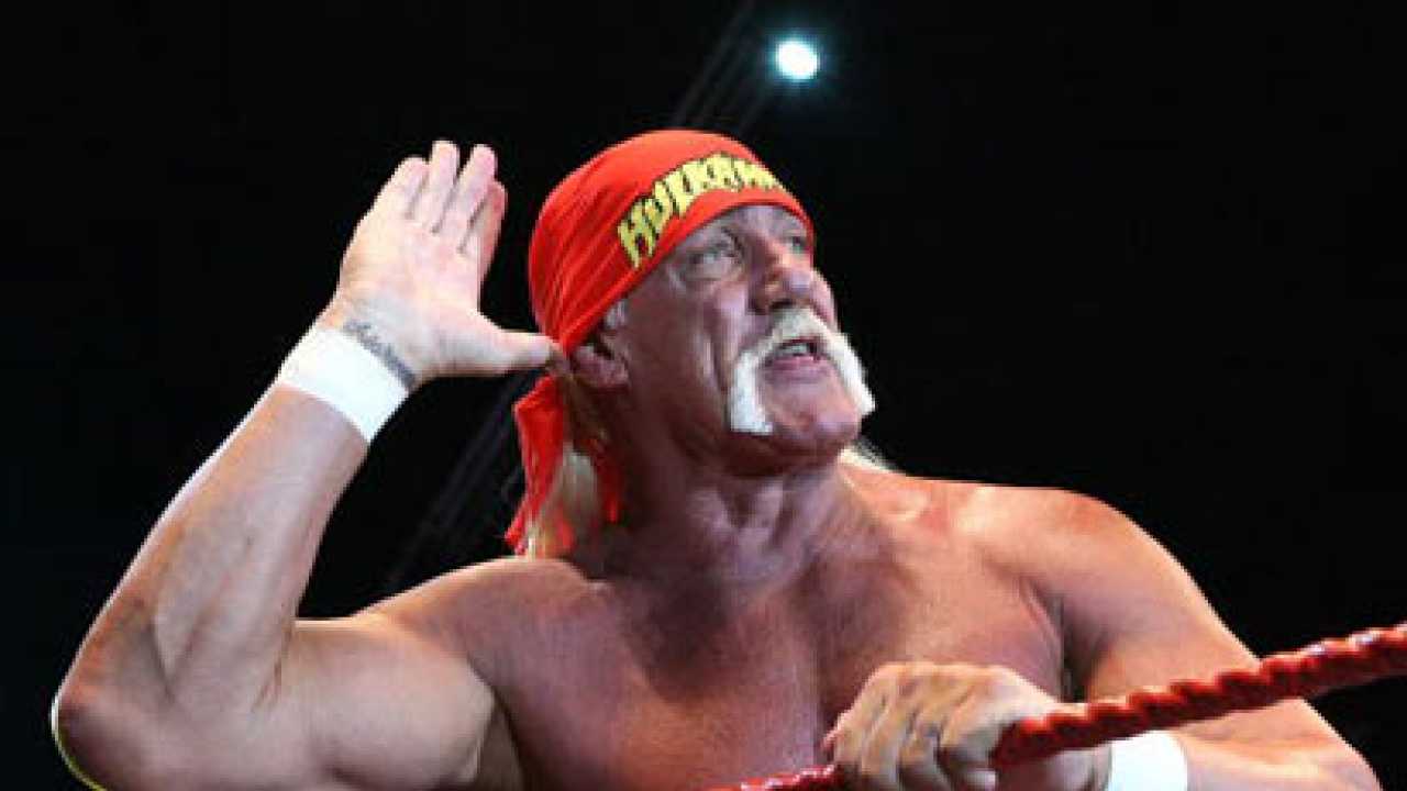 Hulk Hogan opens restaurant