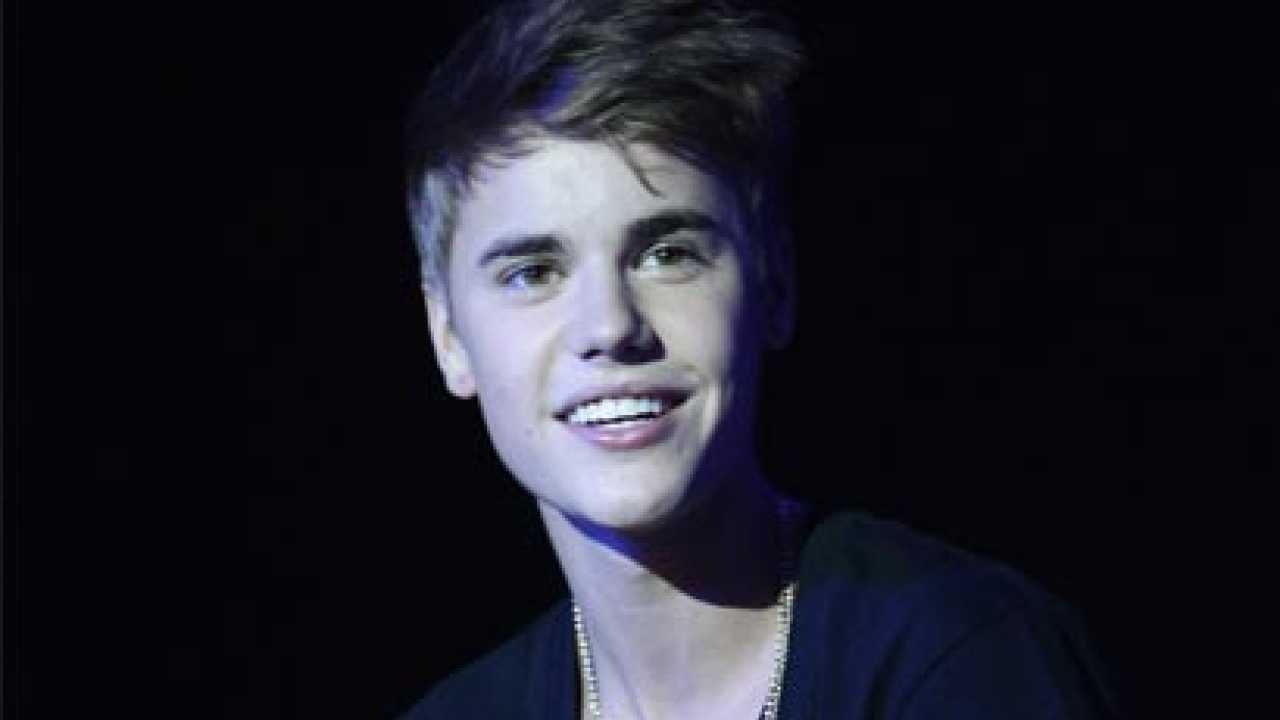 Justin Bieber unveils new song