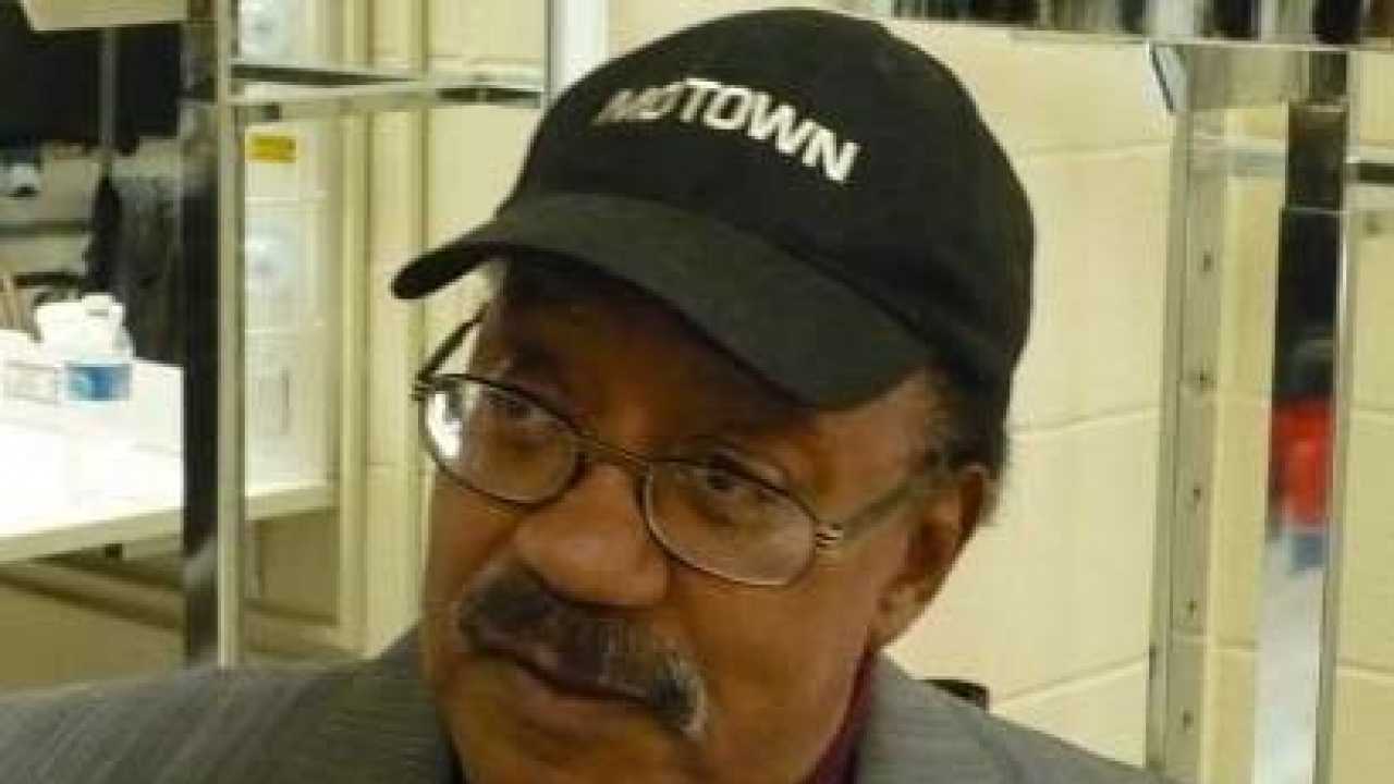 Bobby Rogers, co-founder of the Miracles, dies at 73