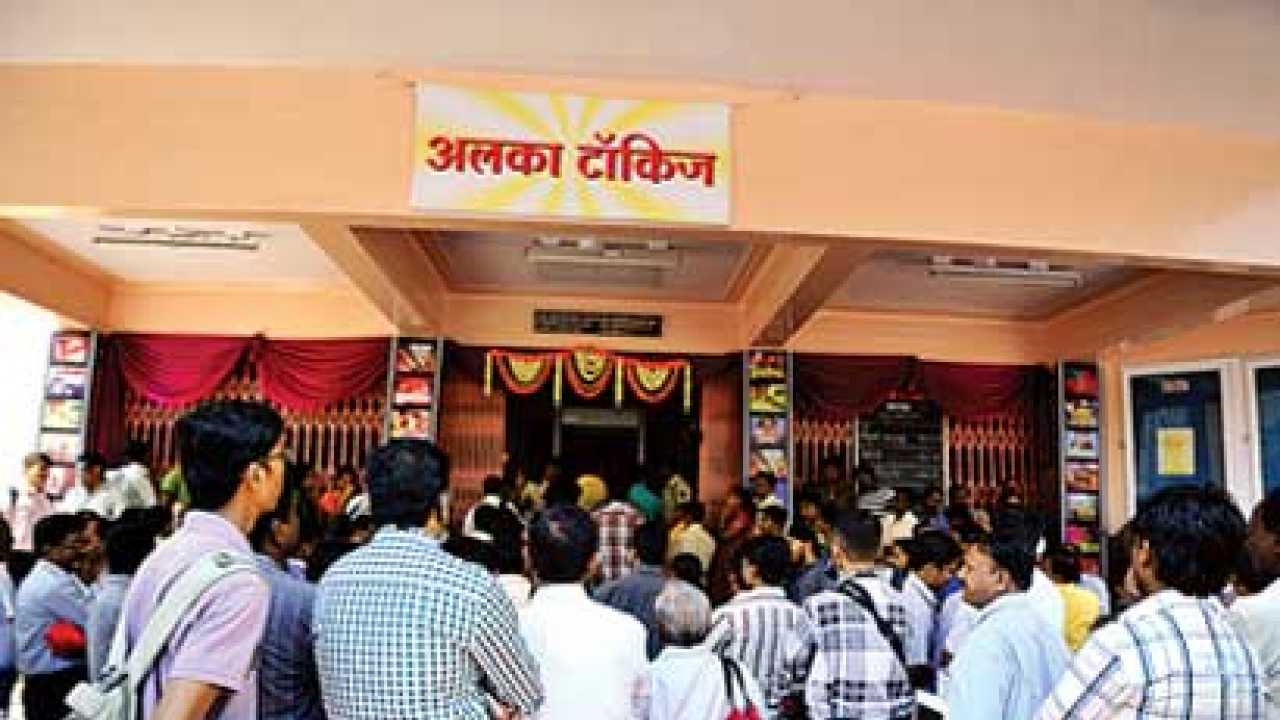 Bomb hoax at Alka theatre fails to stop film festival's opening