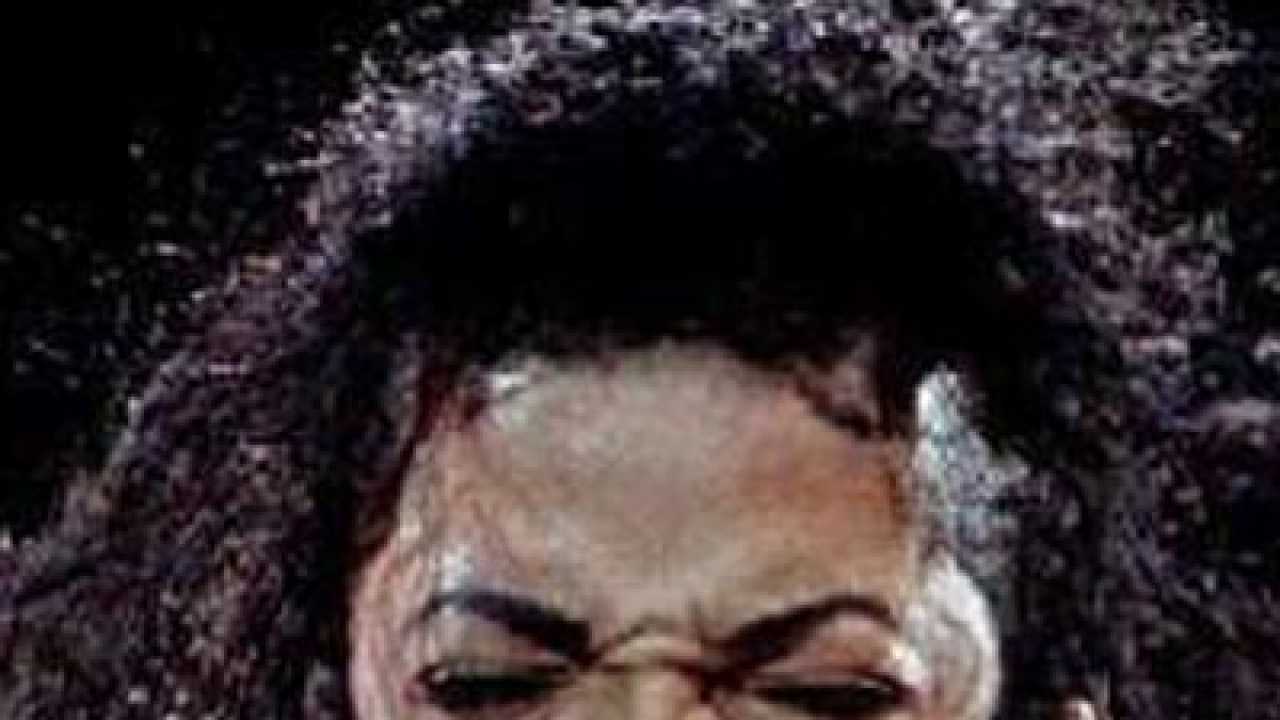 Michael Jackson's videos to be shown in court to show evidence of ...