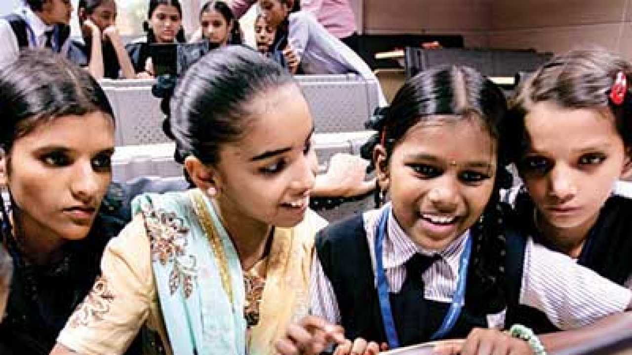 Worldoo locks brands, kids in digital space