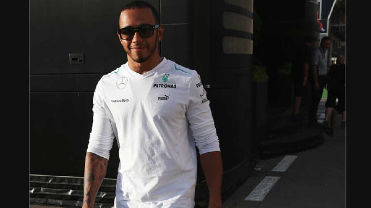 Lewis Hamilton's bulldog Roscoe makes F1 debut at Spanish GP