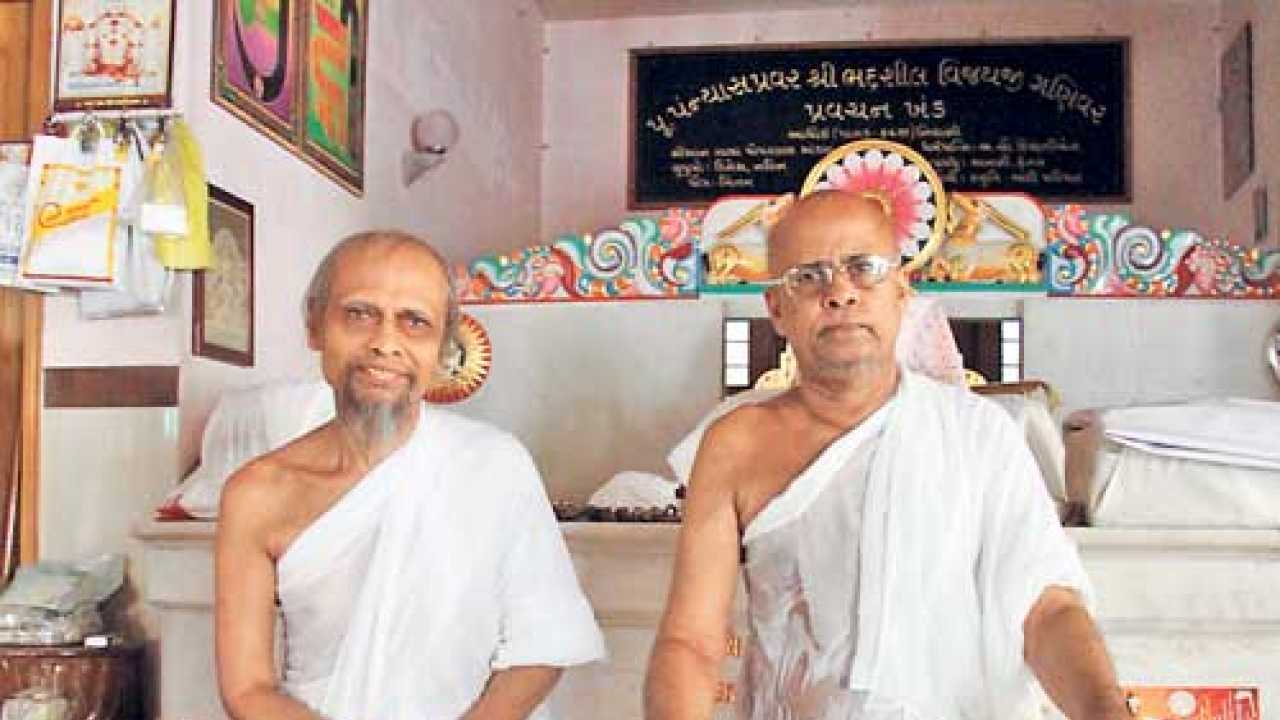 Jain family celebrates 50 years of life as sadhus