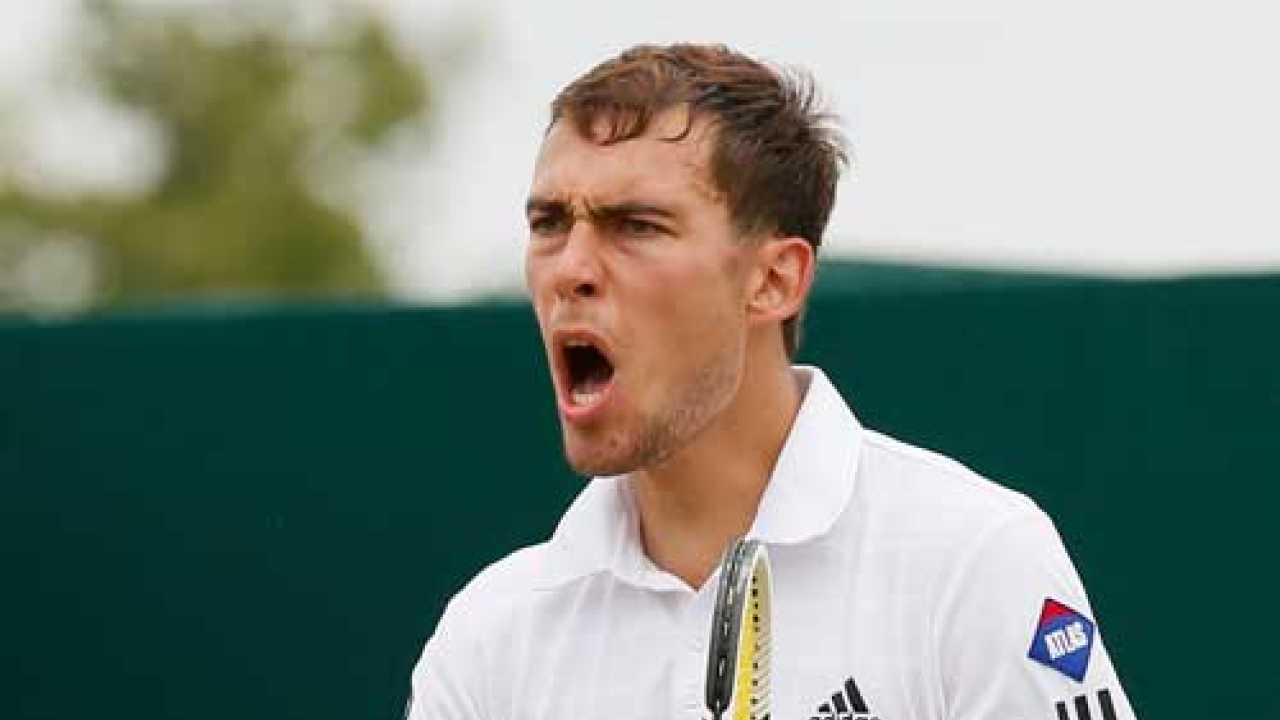 Heat on Andy, says last four rival Jerzy Janowicz