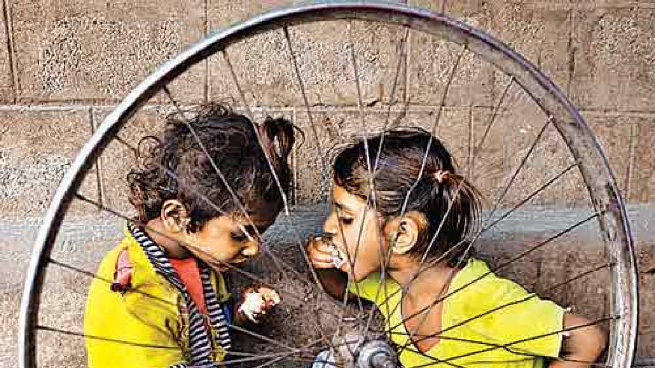 Five Congress states plan to roll out food scheme next month