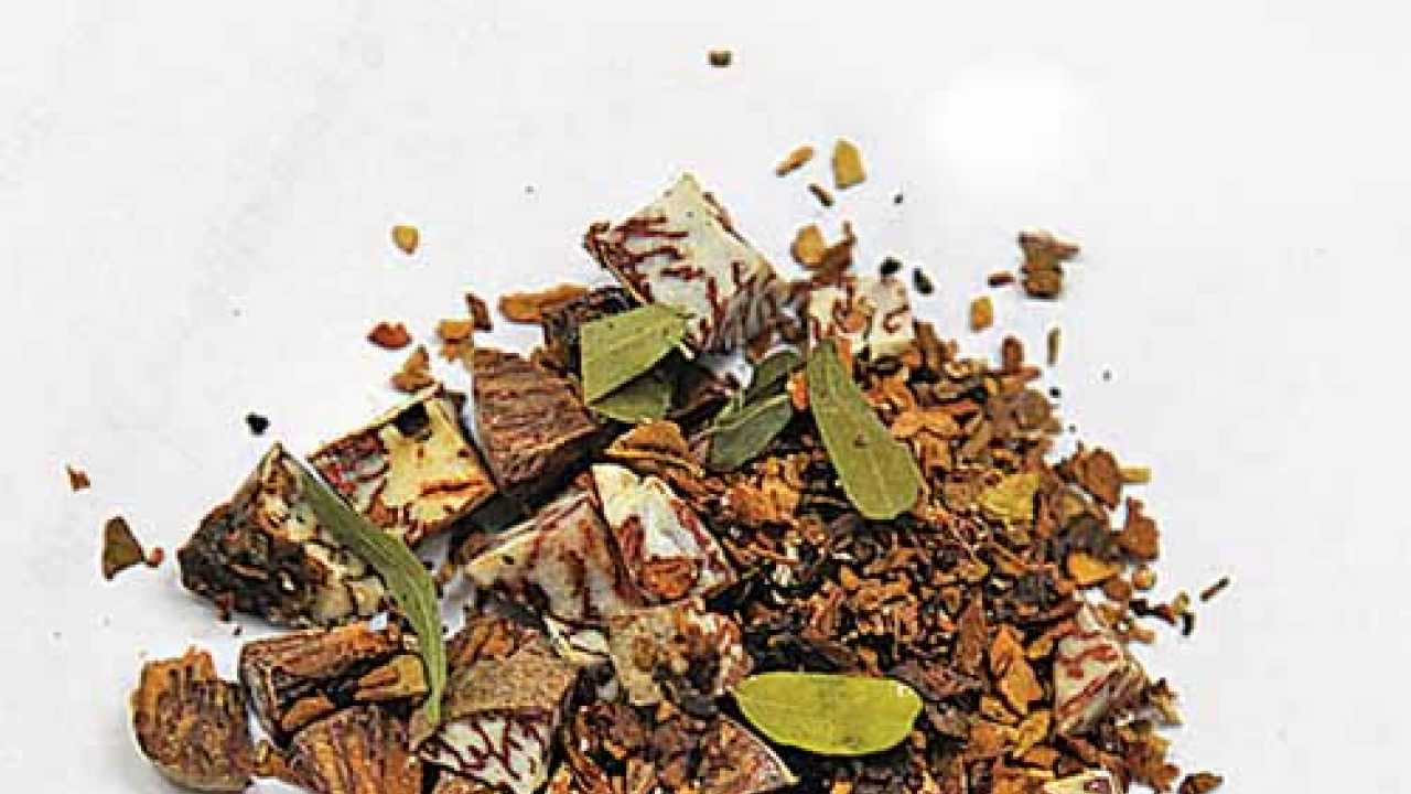 Paan vendors dodge supari ban, mix raw tobacco or betel nut pieces with ...