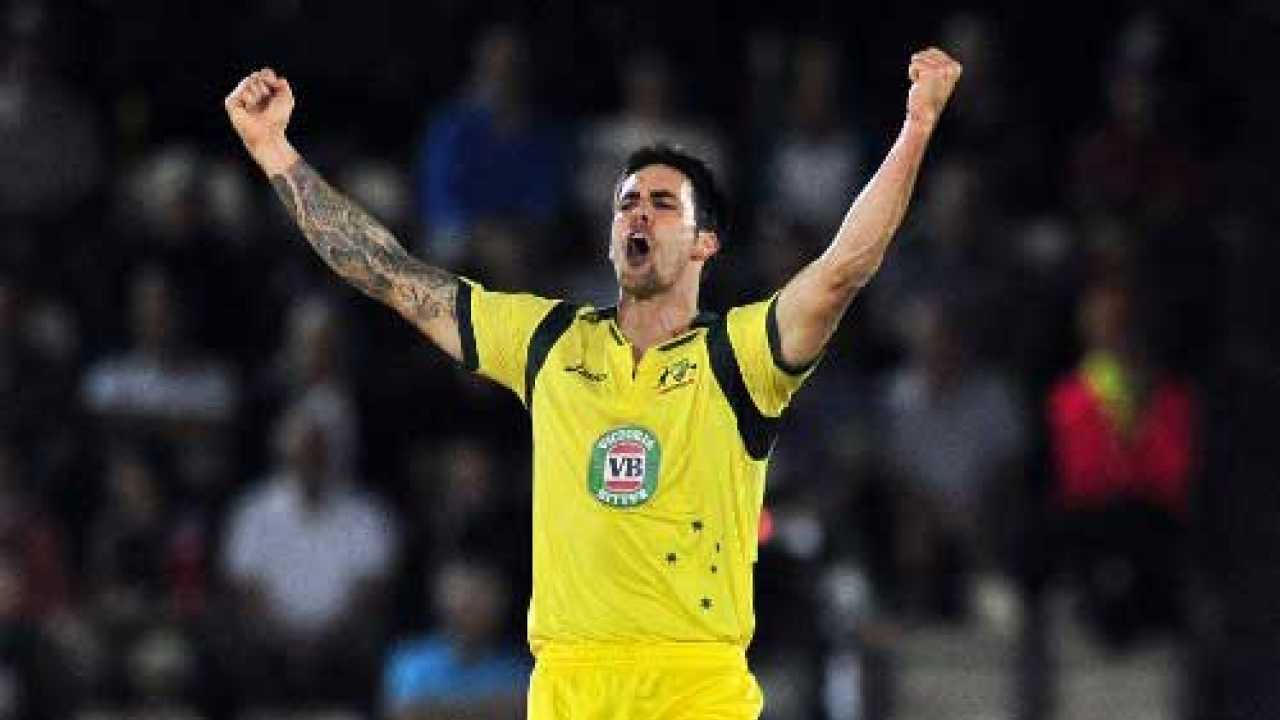 Mitchell Johnson warns England to expect further 'aggressive assault ...