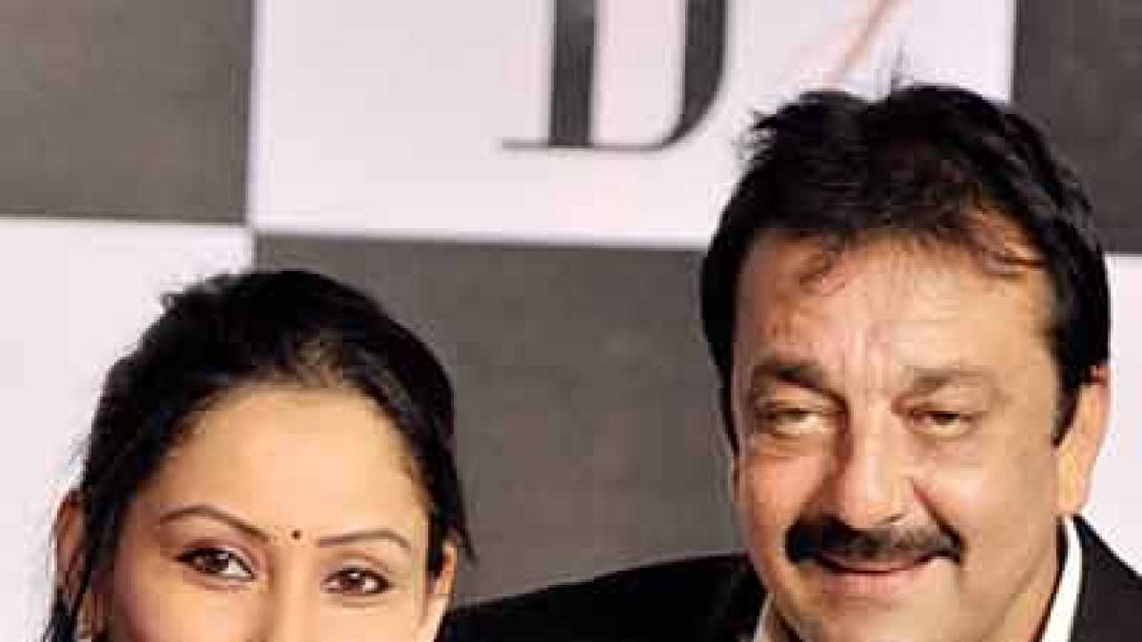 Manyata takes devotional route for success of hubby's home production