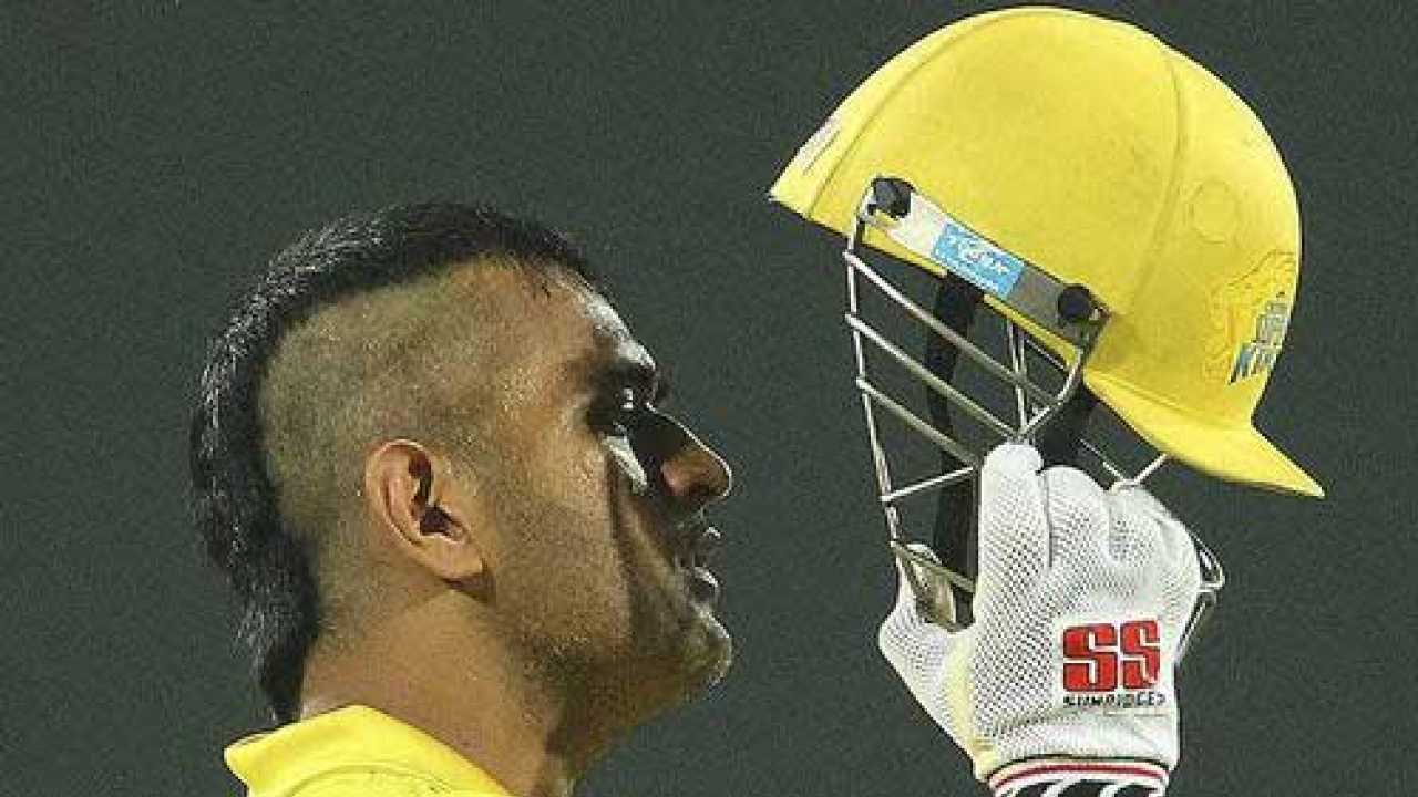 After long hair, short boy cut, now MS Dhoni debuts new hairstyle ...