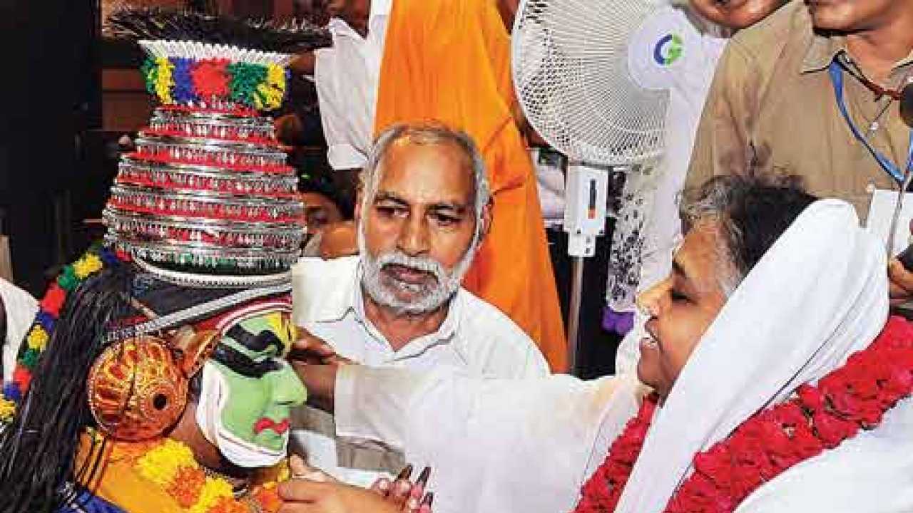 36mn hugs and still counting... that's Amma