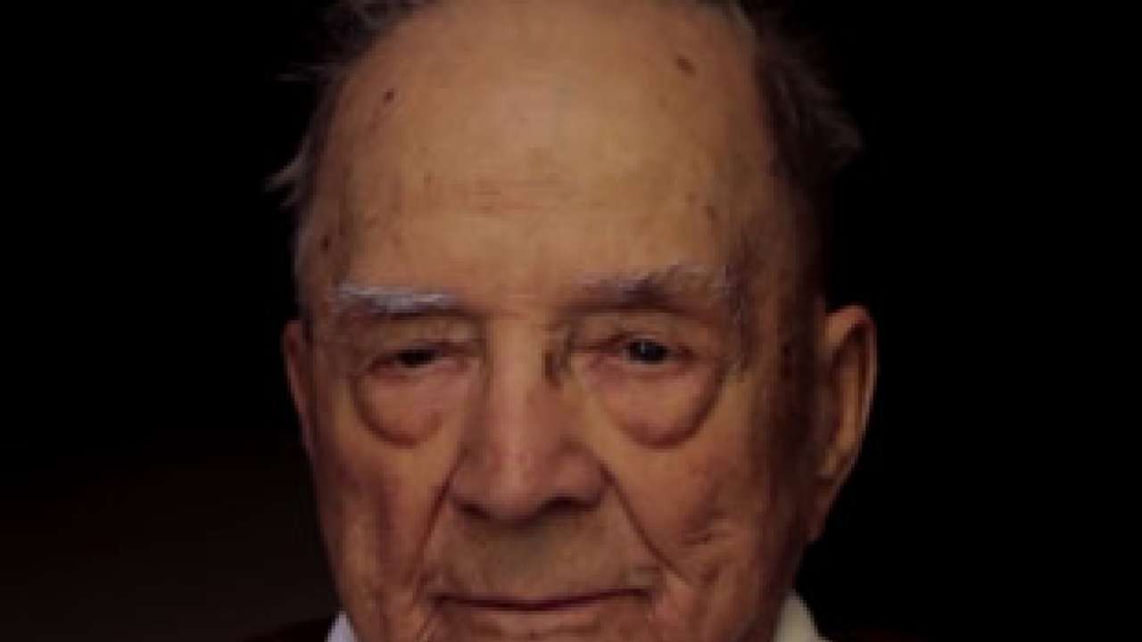 Mindblowing art created on MS Paint by 98-year-old artist Hal Lasko