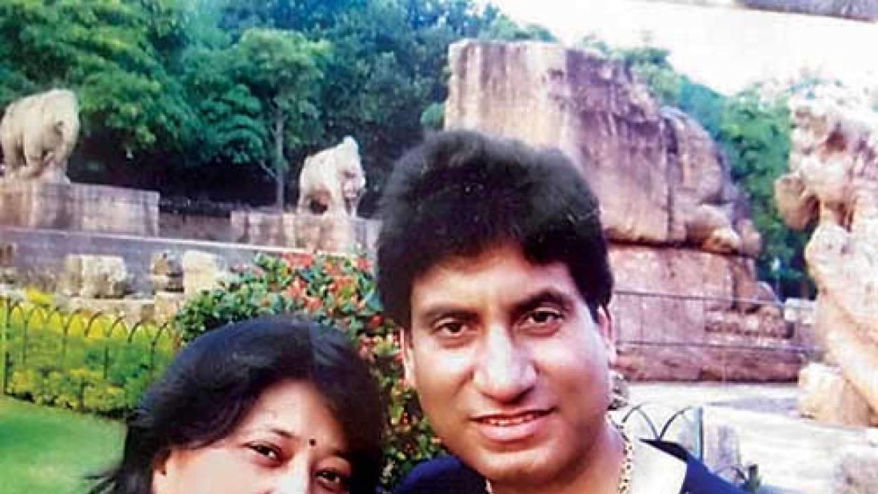 Funnyman Raju Srivastava and chef Ripudaman Handa in 'Nach Baliye 6'