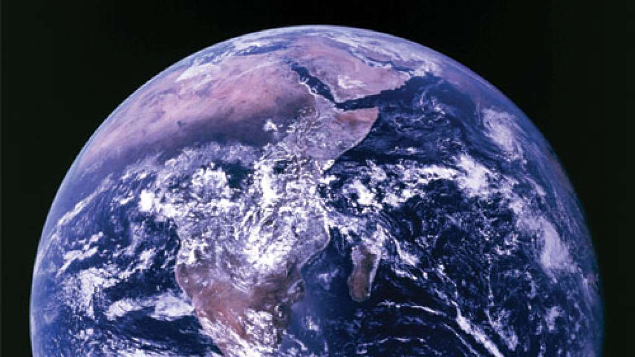 Indian-origin scientist reveals 'how life began on Earth more than 3.8 ...