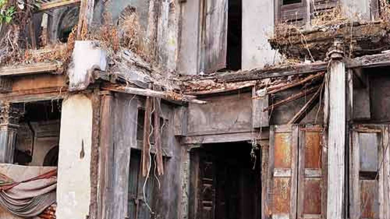 Evict rickety building residents soon: Bombay High Court