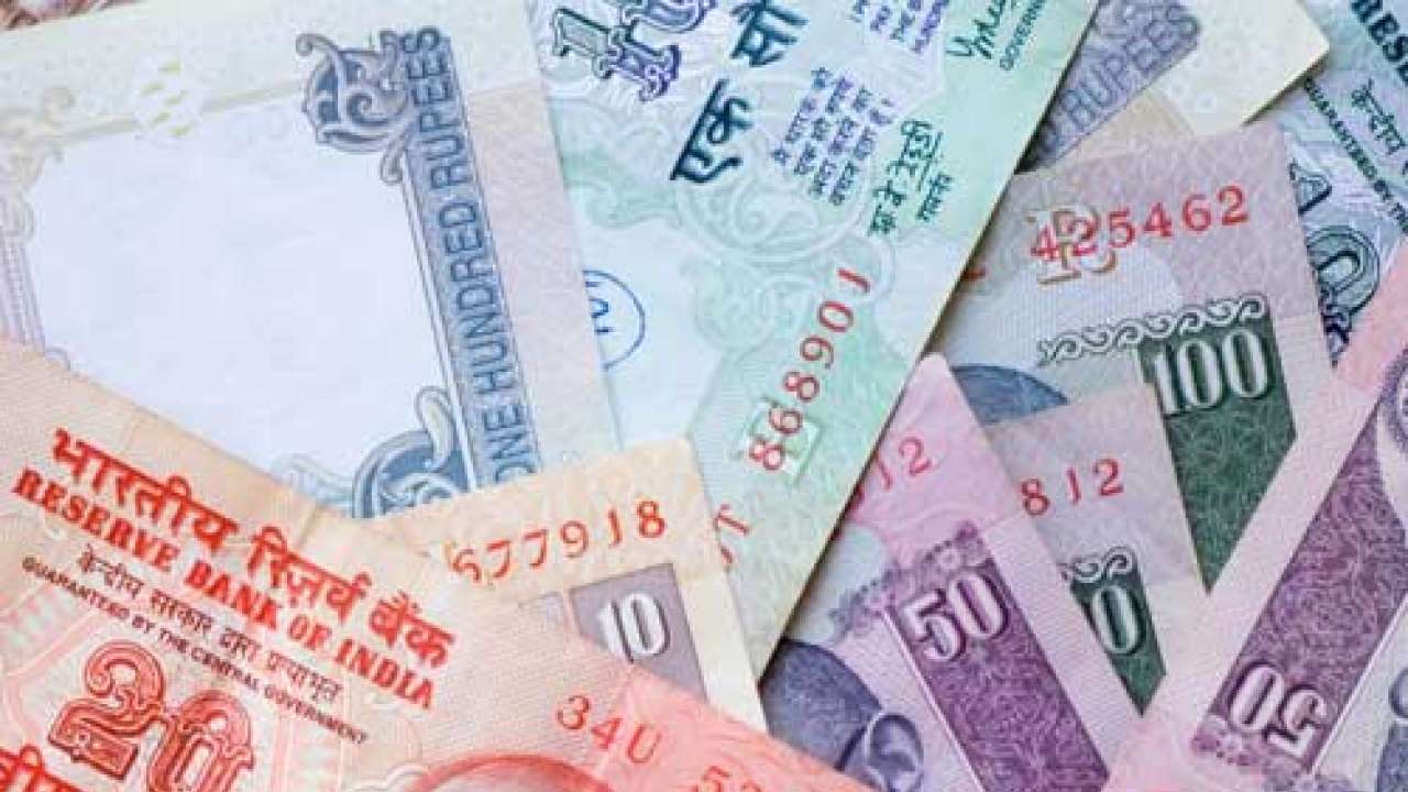 Rupee slips below 62 vs dollar, posts biggest weekly loss in five