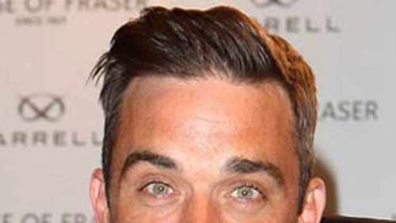 Robbie Williams 'to go under knife at 40'