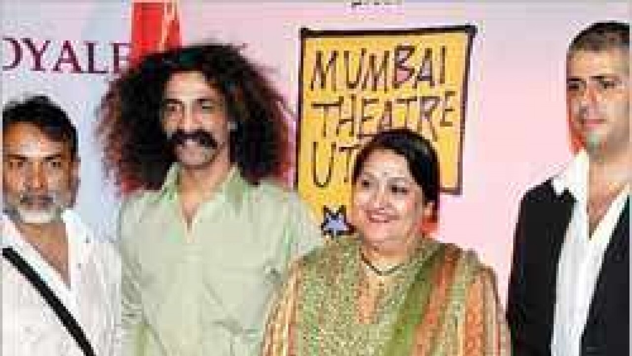 Mumbai goes theatrical