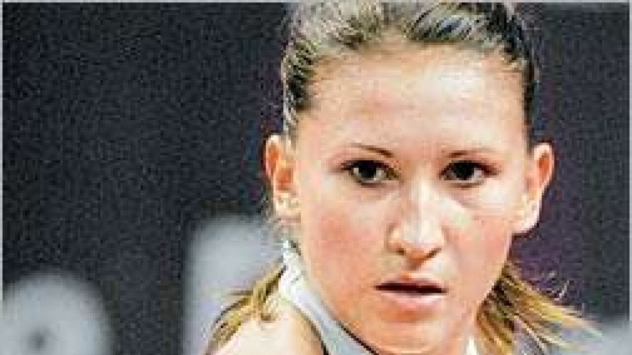 Sania shocks Flavia Pennetta