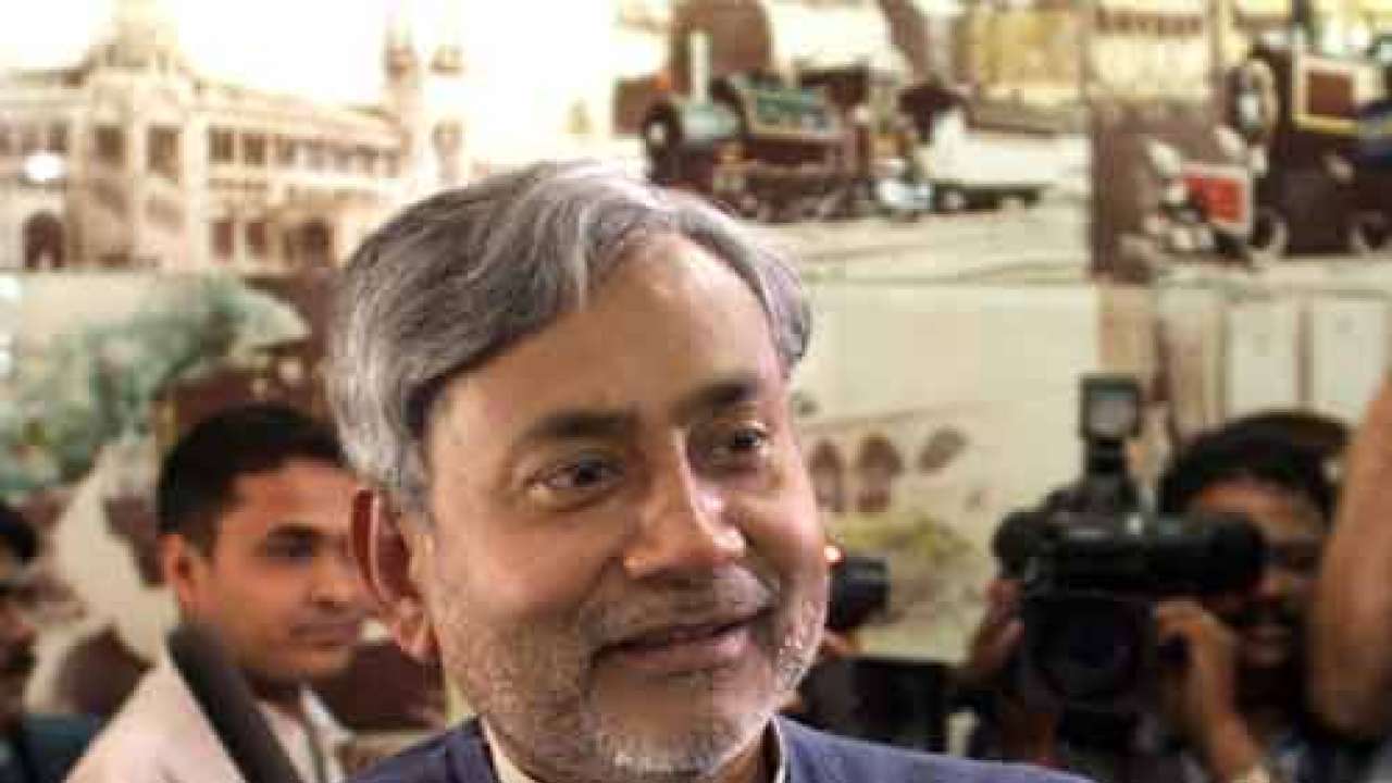 Nitish Kumar, Left leaders meet to give shape to 'Third Force'