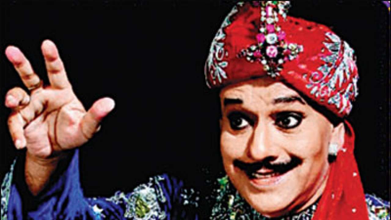 Hunt for actors to play father-son