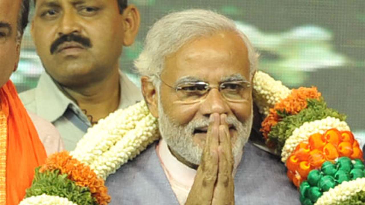 Narendra Modi accuses Congress of indulging in dirty politics