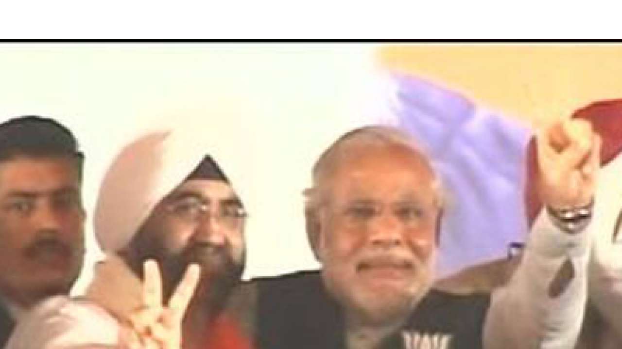 Prime Minister Manmohan Singh's brother Daljeet Singh Kohli joins BJP