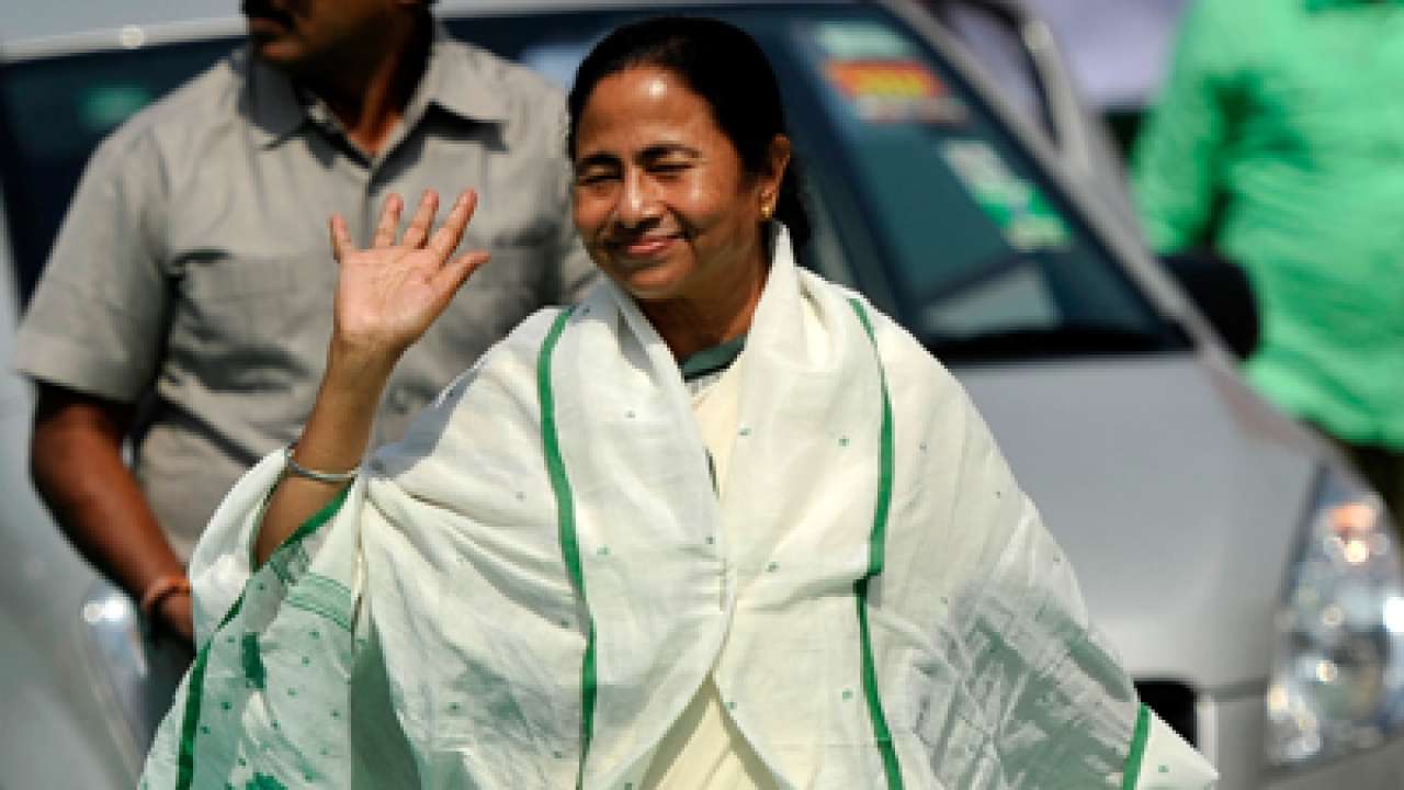 Mamata Banerjee congratulates students in government-sponsored ...