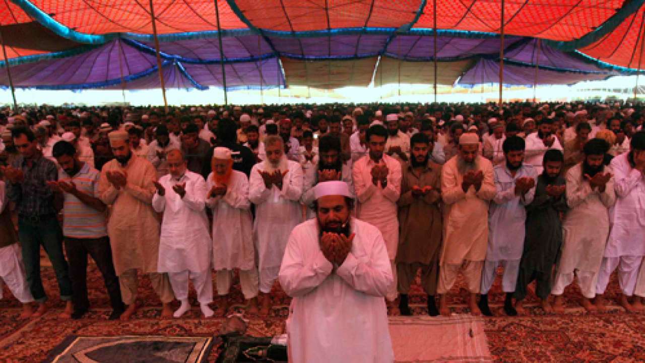 Claim to be juvenile to escape Indian law, Lashkar-e-Taiba tells its cadres