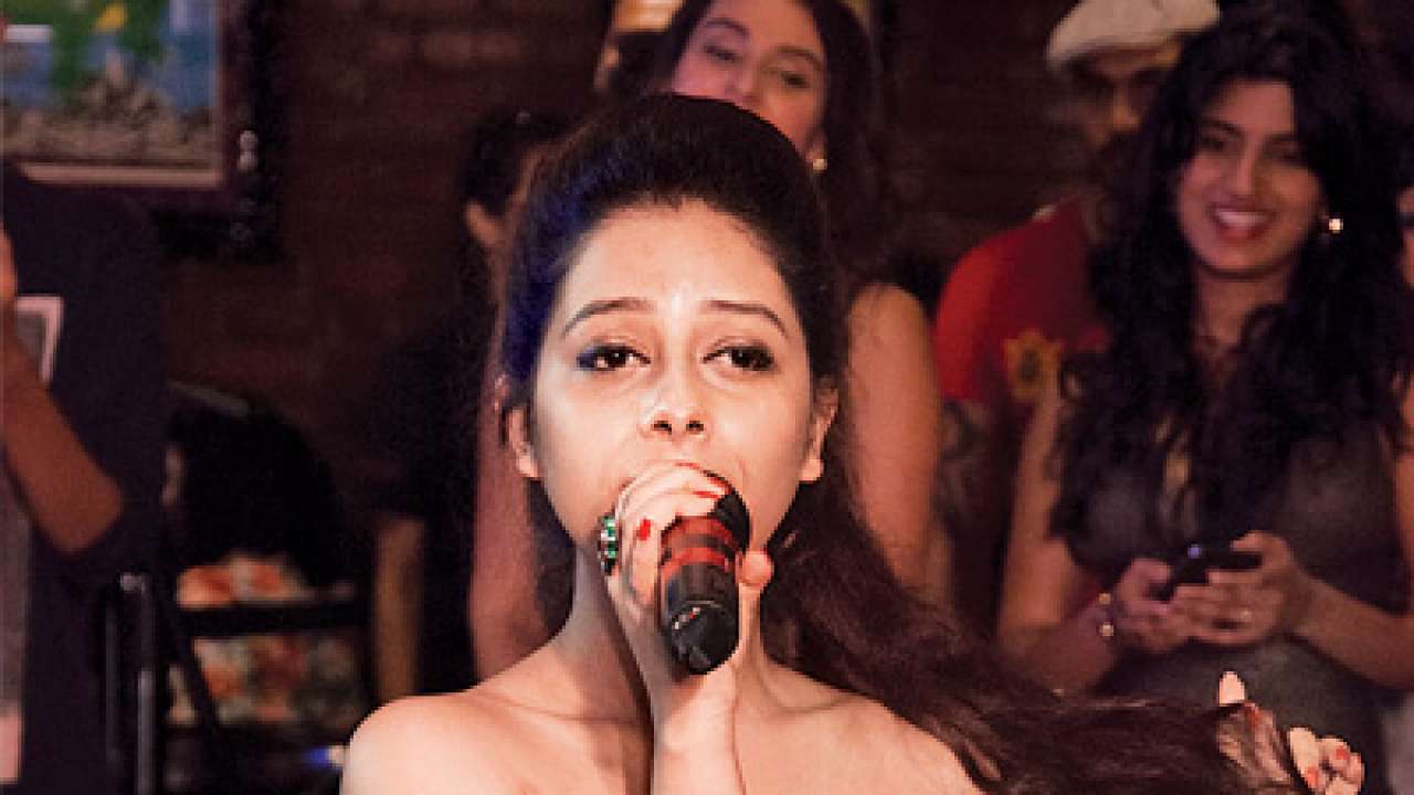 Shivi Kashyap creating wave with her singing