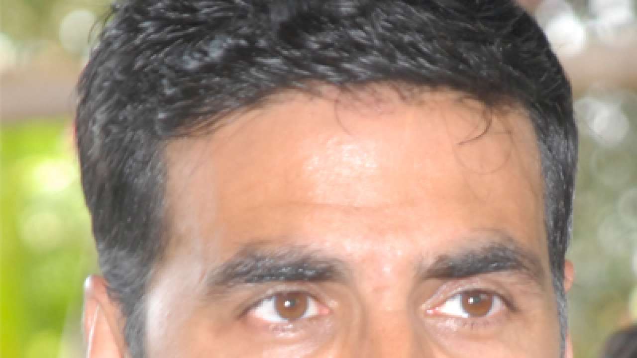 Akshay Kumar sings for his upcoming film 'Entertainment'