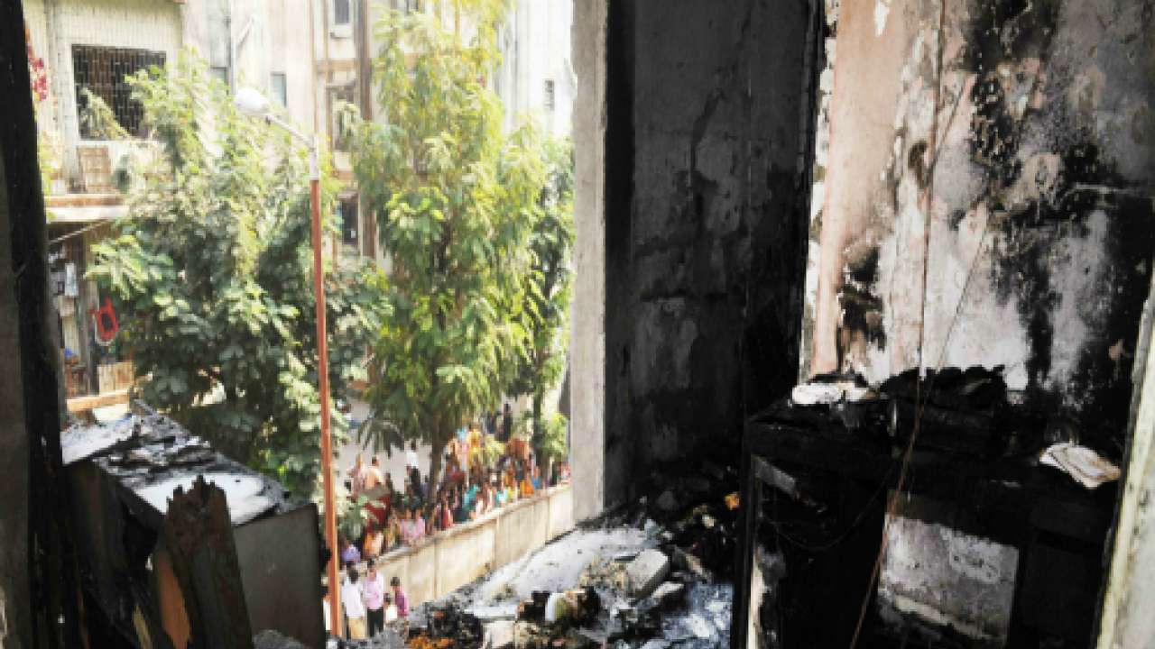 One dead, 10 injured in LPG blast in Mumbai