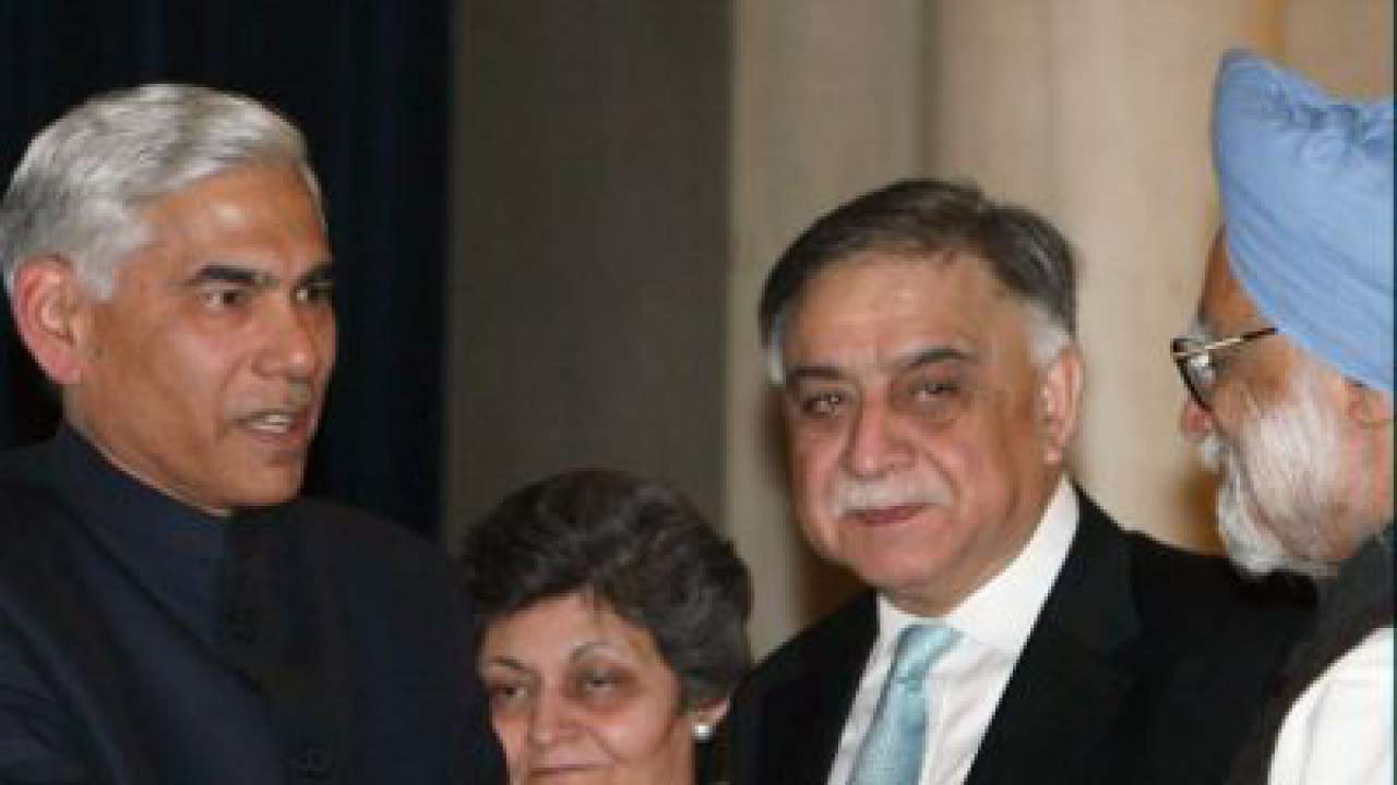 In Manmohan Singh's case, there was no pre-mediated action, says Vinod Rai