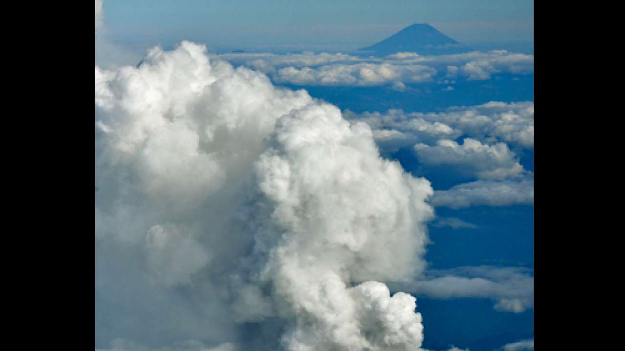 At least 8 injured, 250 stranded after Japan's Mount Ontake volcano erupts